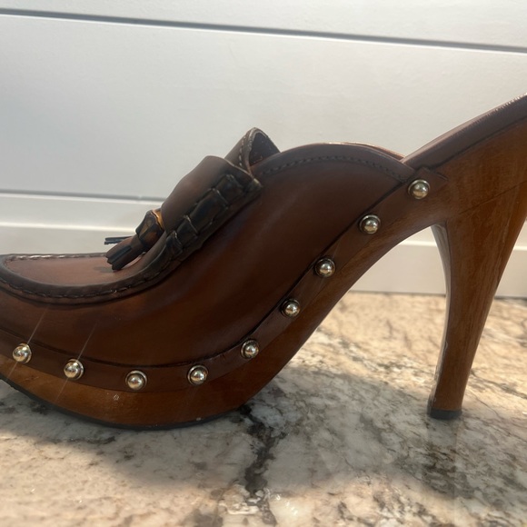 Gucci | Shoes | Gucci Brown Leather Tassel Platform Clog Sandals Size 9 ...